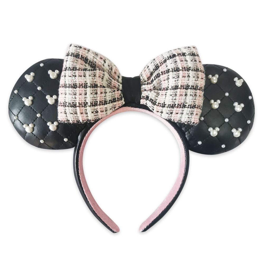 Classy and Fabulous: Chanel Ear Review • FashionEarsta